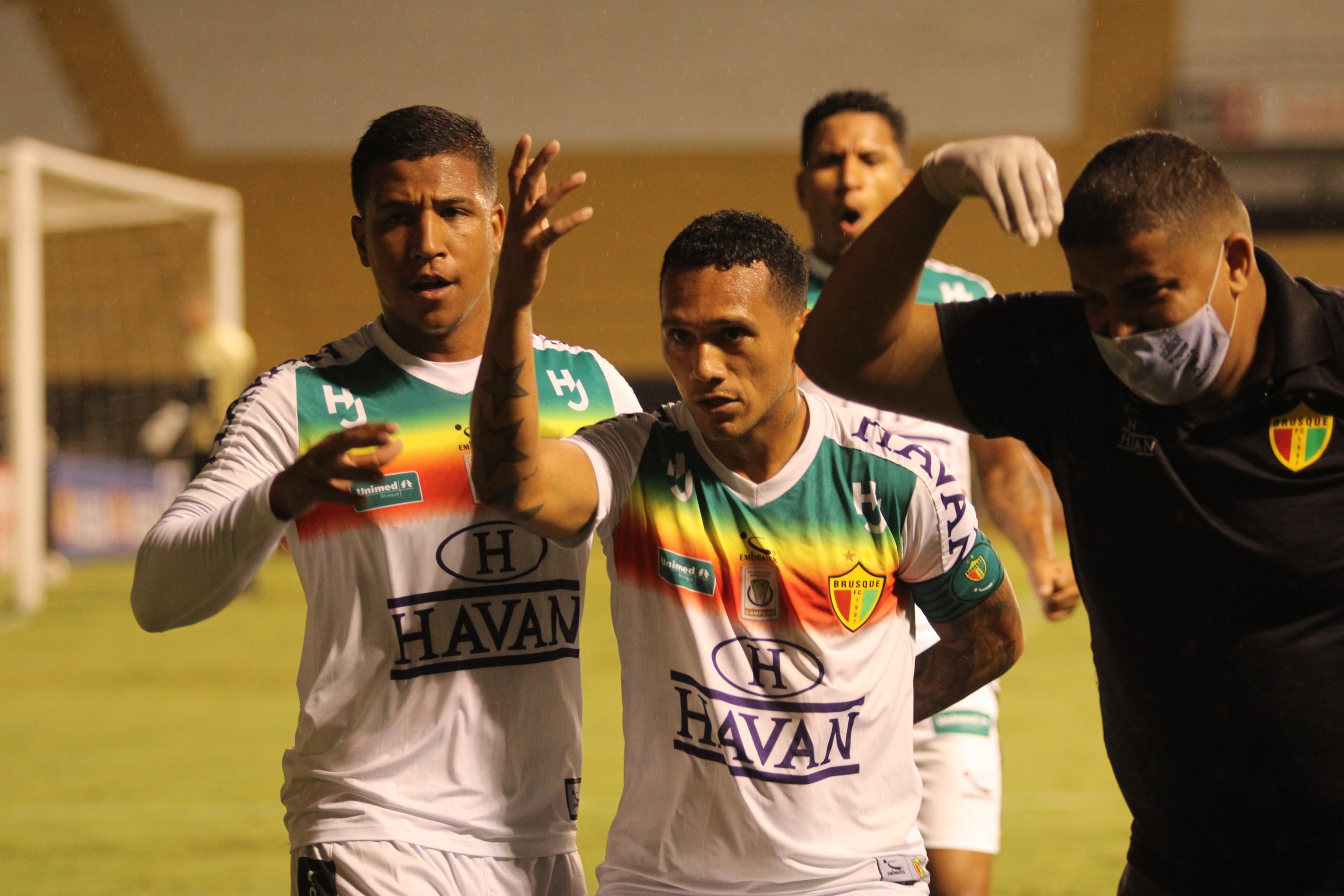 Empate e combinação, classifica o Brusque FC à segunda fase da Série C ...